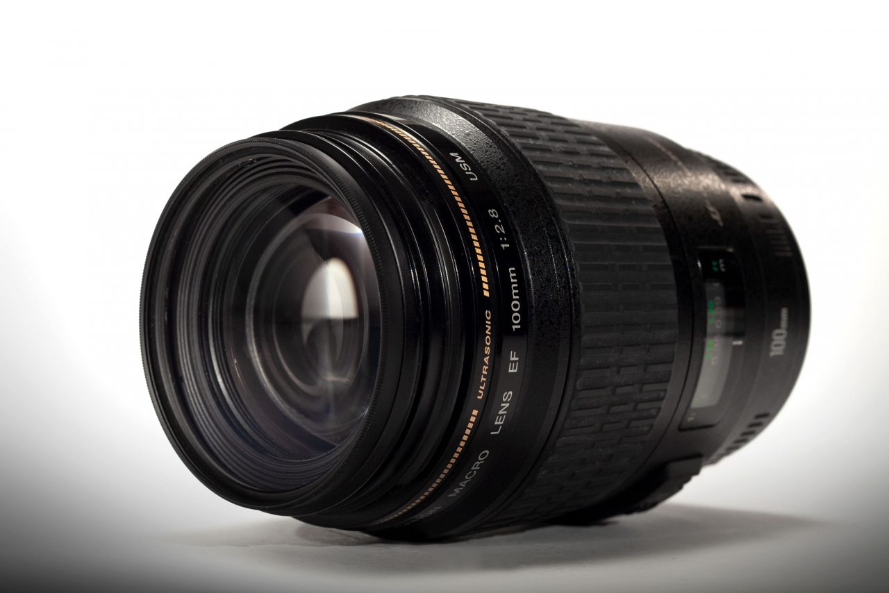 Canon 100mm Macro f/2.8 - The Vision House